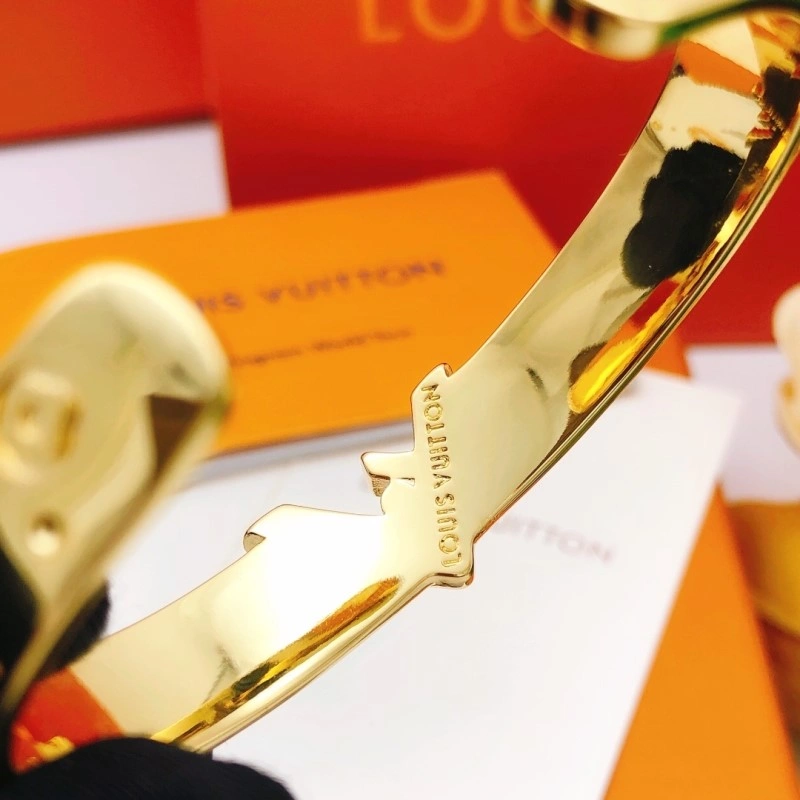 High accuracy Louis Vuitton Bracelets