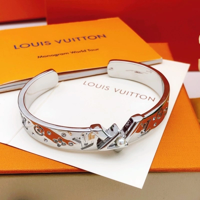 Accurate model Louis Vuitton Bracelets
