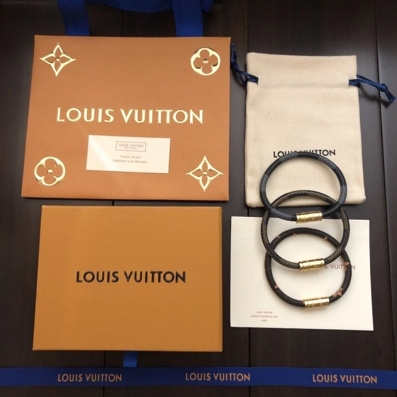 Low-cost Louis Vuitton Bracelets