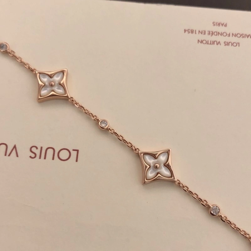 Low-cost Louis Vuitton Bracelets