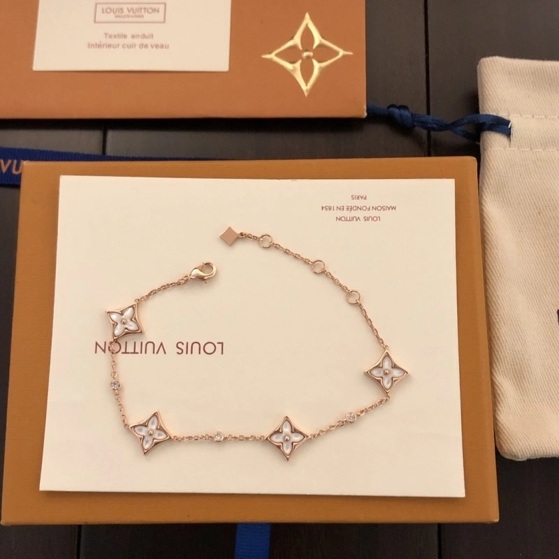 Low-cost Louis Vuitton Bracelets