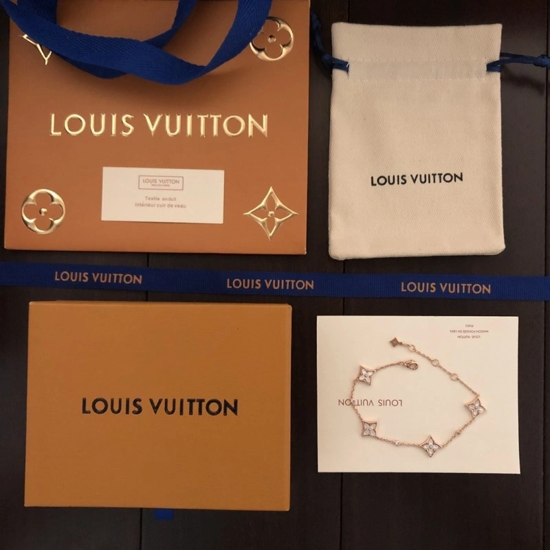 Low-cost Louis Vuitton Bracelets
