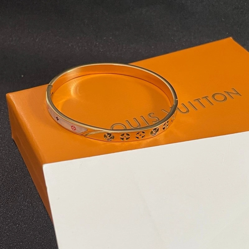 Bargain Louis Vuitton Bracelets