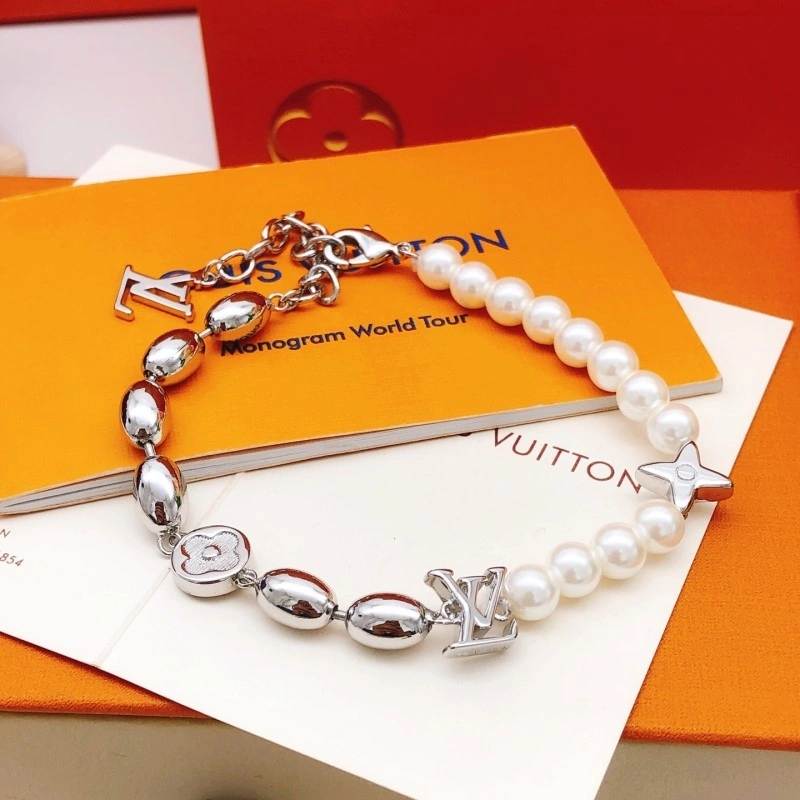 1:1 copy Louis Vuitton Bracelets