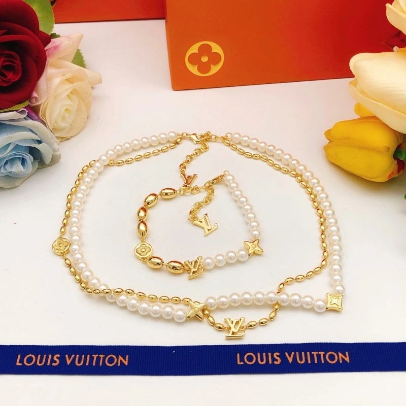Top match Louis Vuitton Bracelets