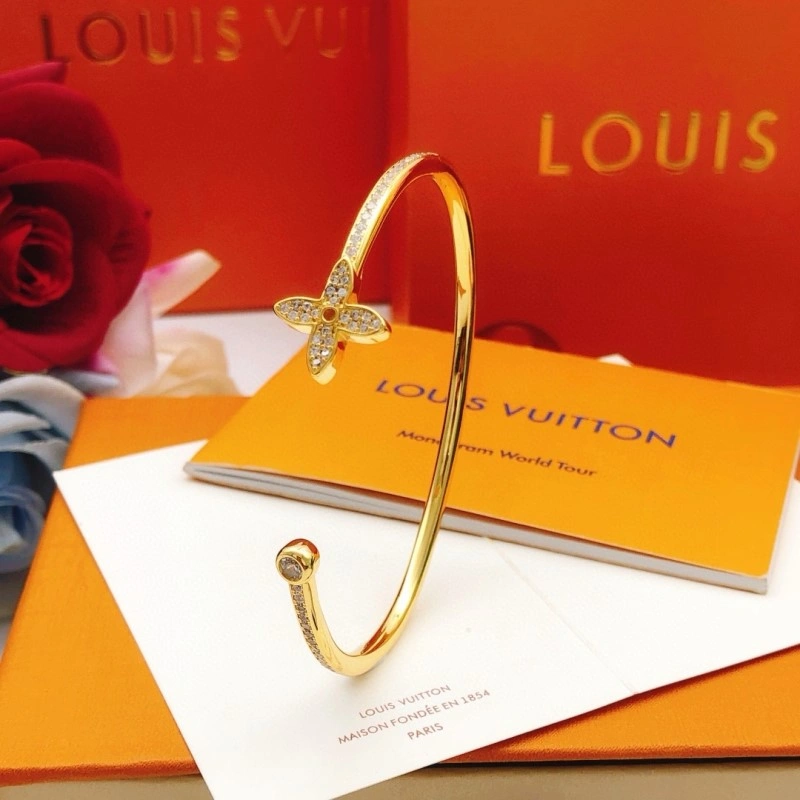 Precise copy Louis Vuitton Bracelets