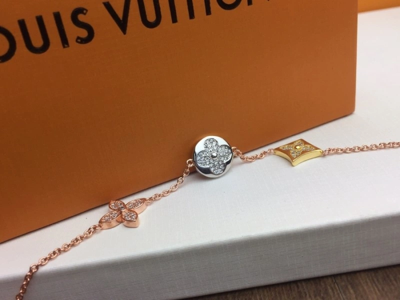 Low-cost Louis Vuitton Bracelets