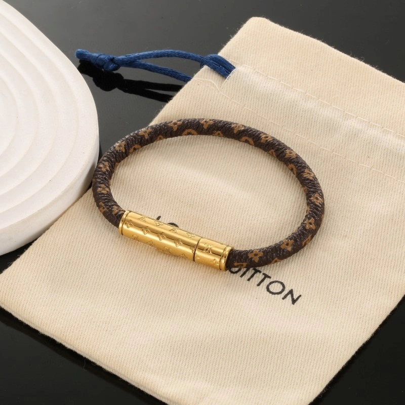 Precise copy Louis Vuitton Bracelets