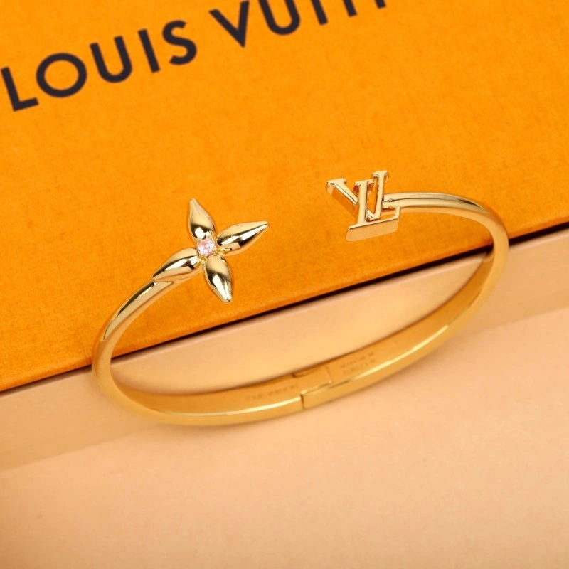 Low-cost Louis Vuitton Bracelets