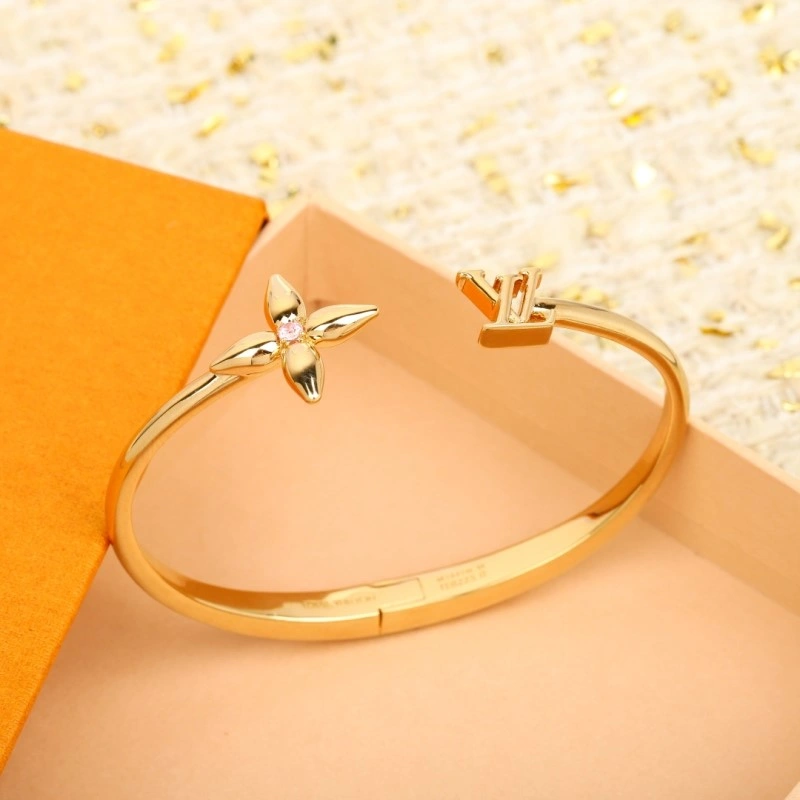 Low-cost Louis Vuitton Bracelets