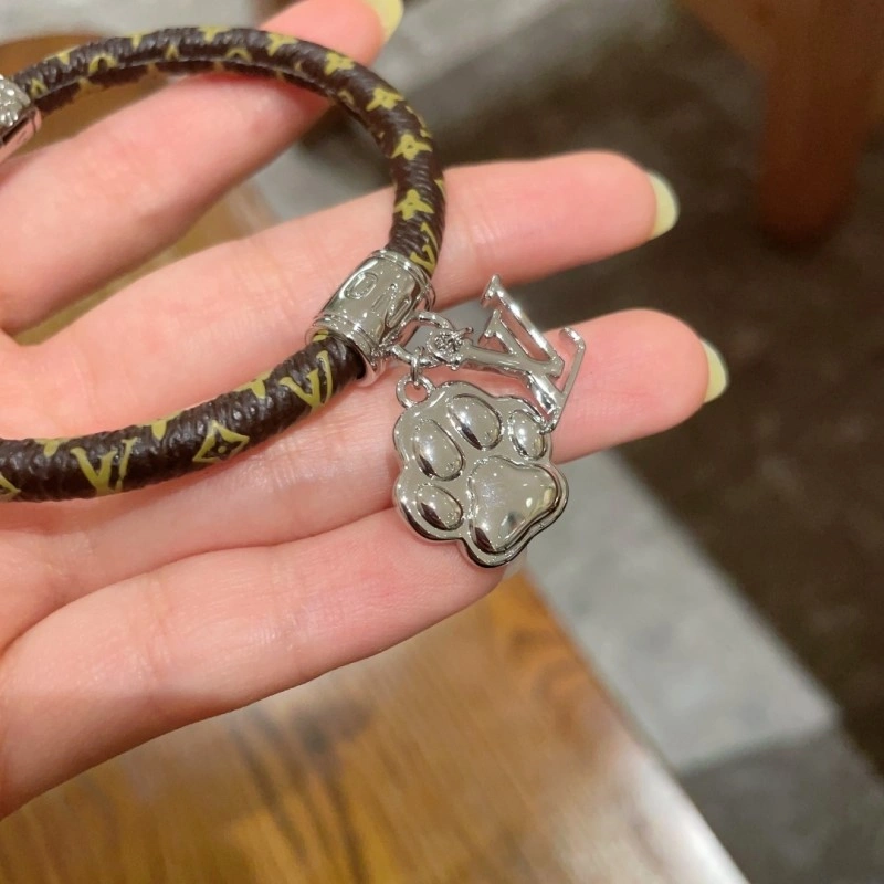 Precise copy Louis Vuitton Bracelets