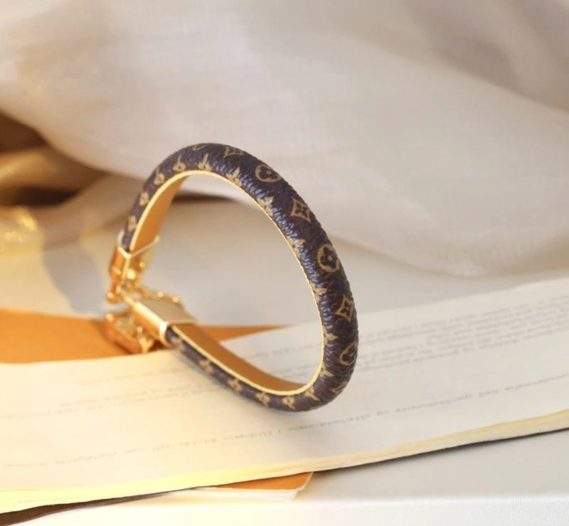 Inexpensive Louis Vuitton Bracelets