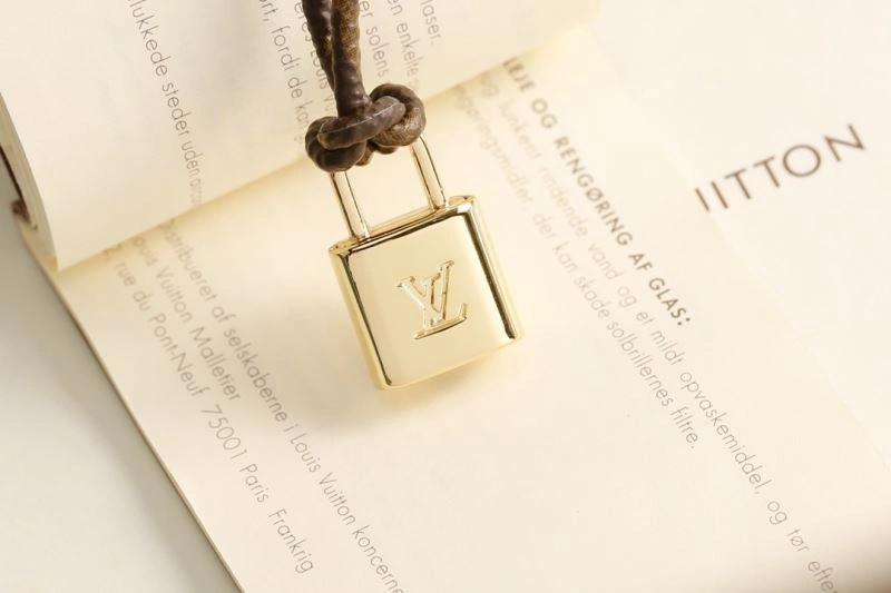 Economical Louis Vuitton Bracelets