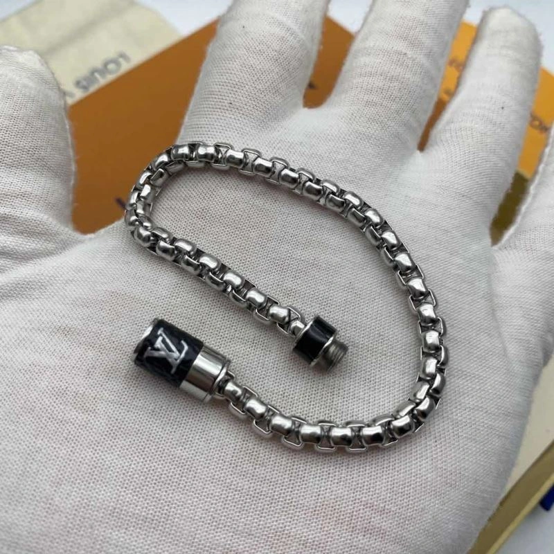 Precise copy Louis Vuitton Bracelets