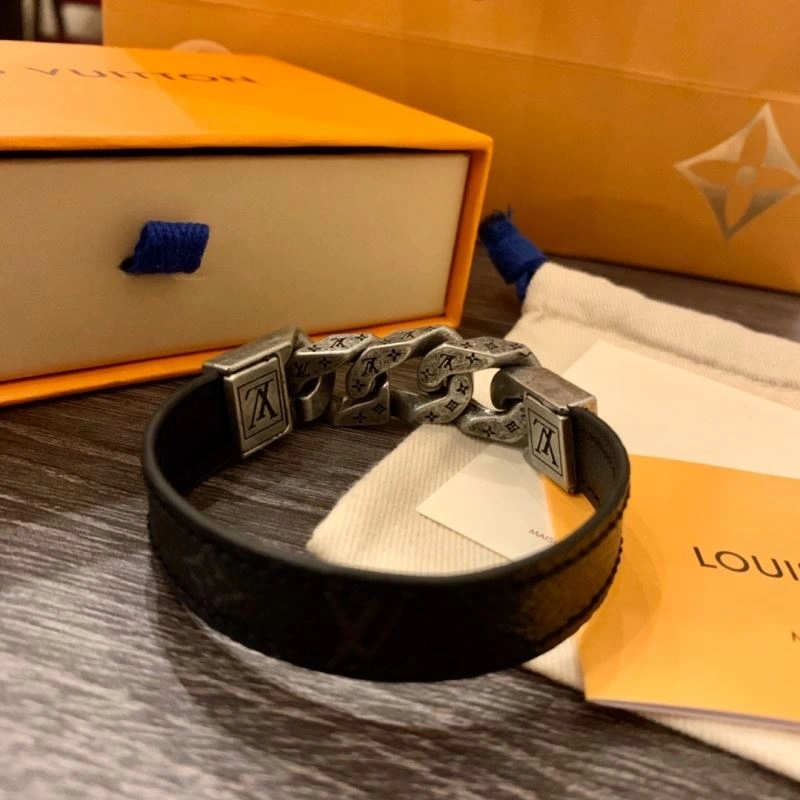 Accurate model Louis Vuitton Bracelets