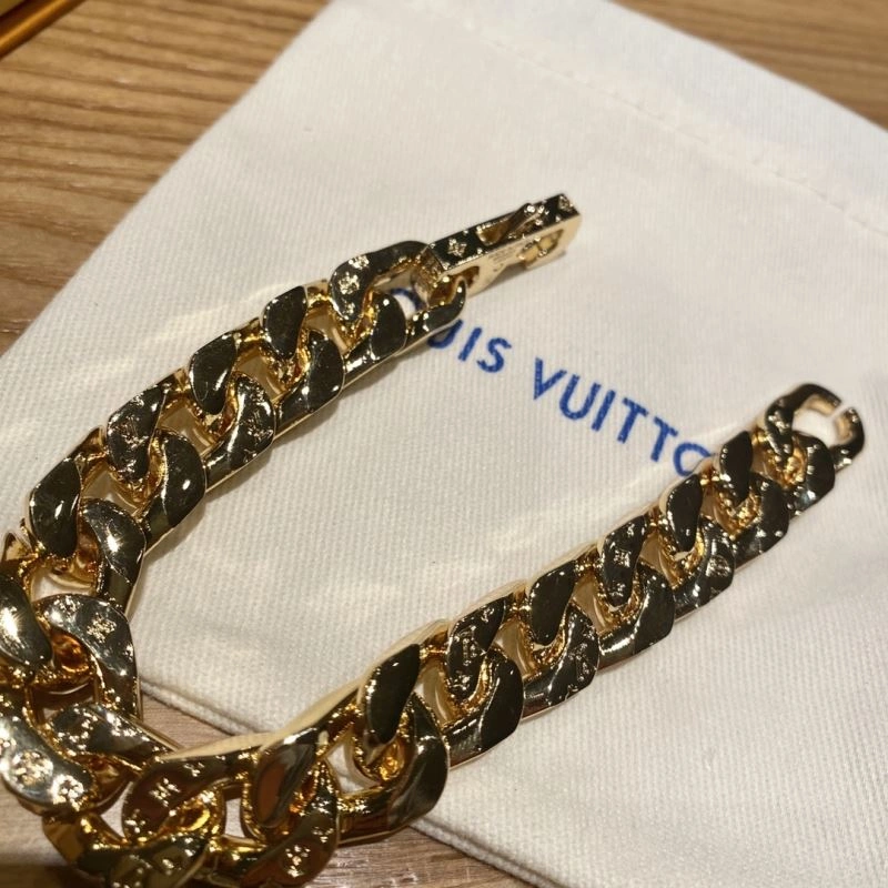 Low-cost Louis Vuitton Bracelets
