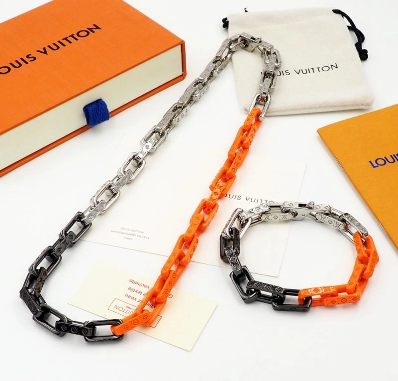 Top match Louis Vuitton Bracelets