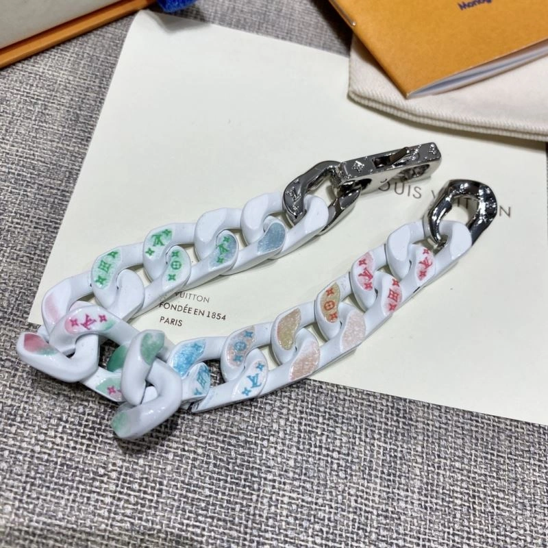 Top mirror Louis Vuitton Bracelets