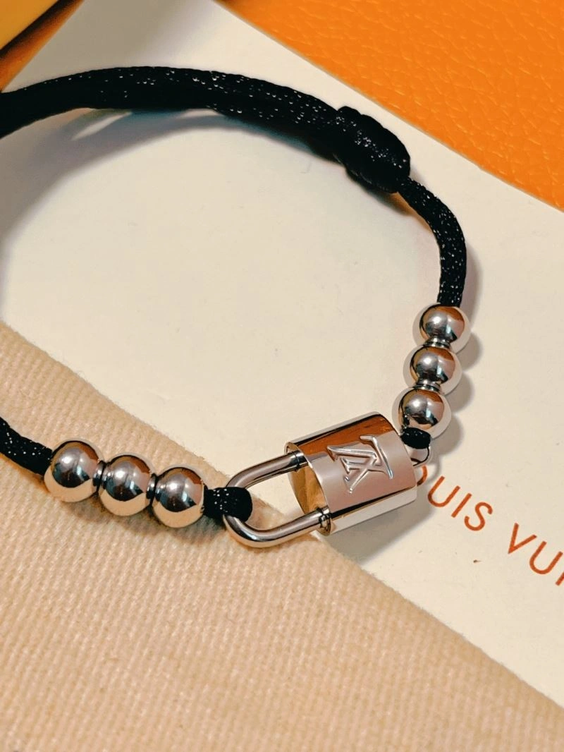Low-cost Louis Vuitton Bracelets