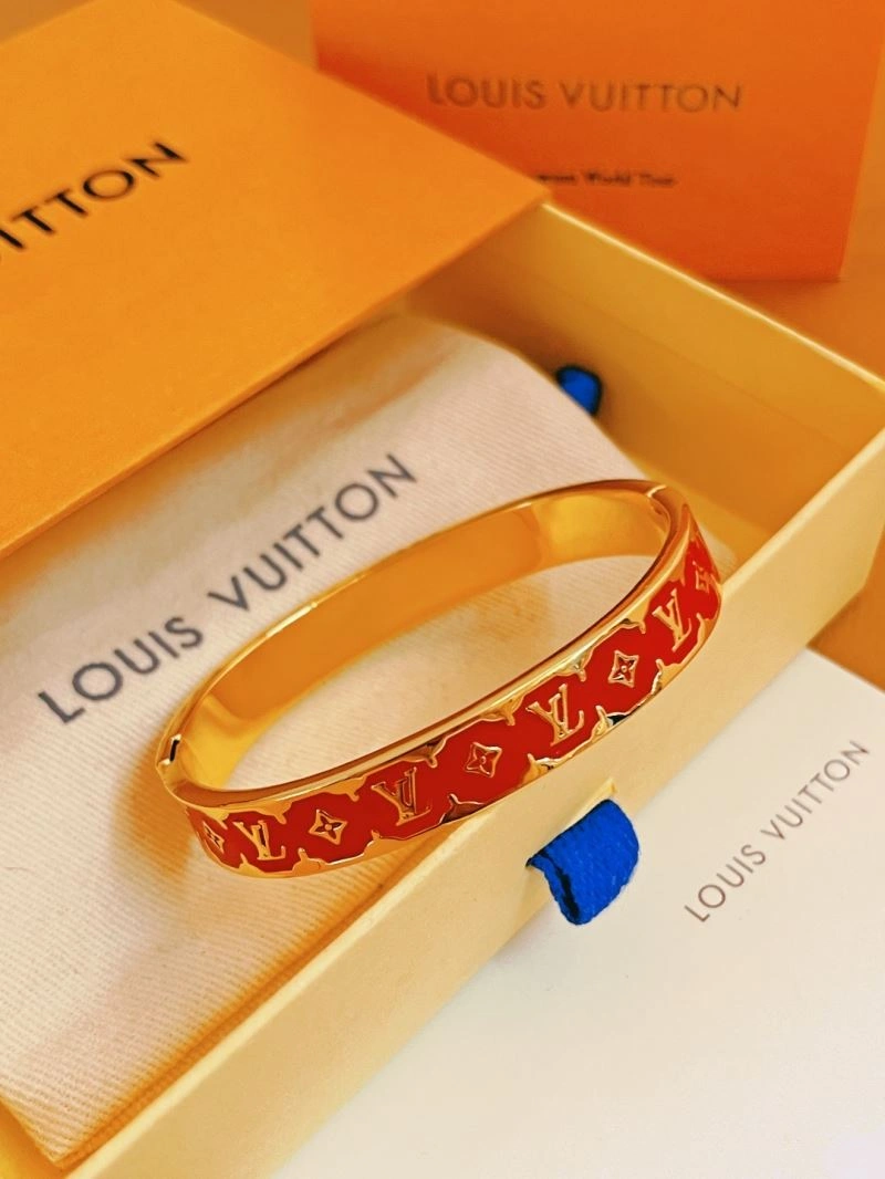 Top mirror Louis Vuitton Bracelets