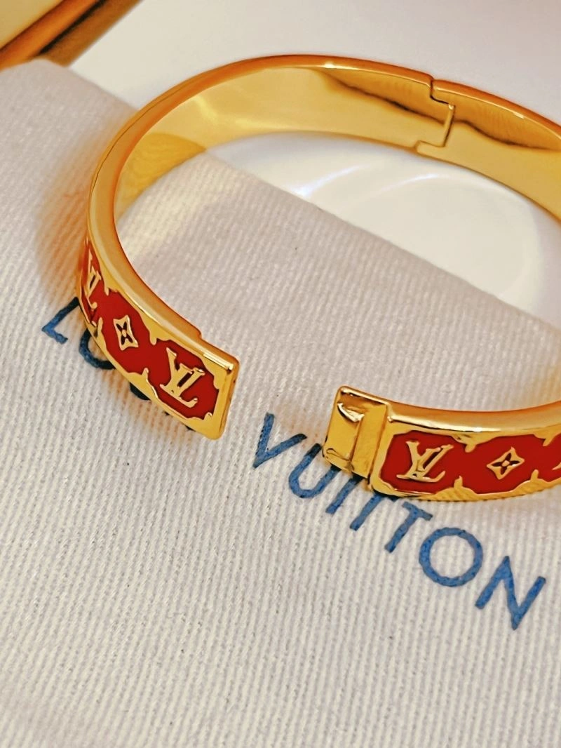Top mirror Louis Vuitton Bracelets