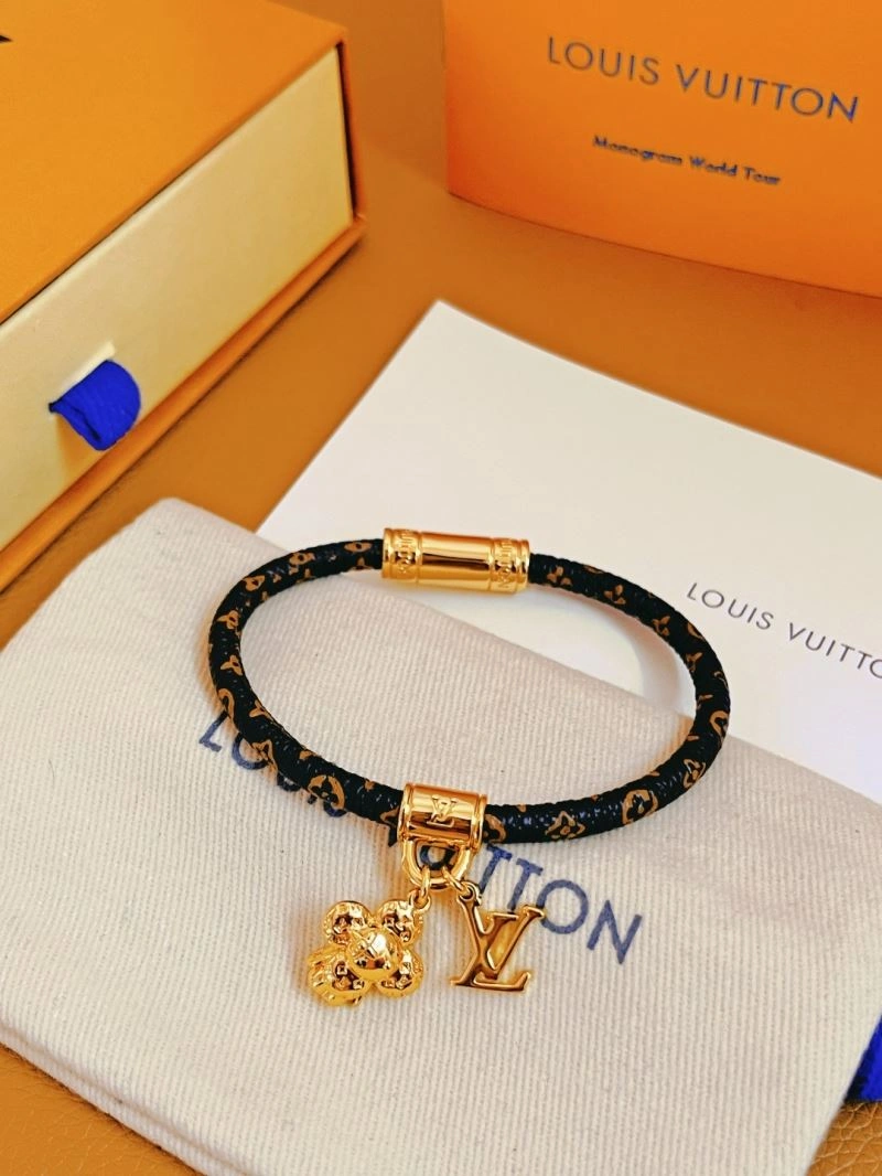 Mirror quality Louis Vuitton Bracelets