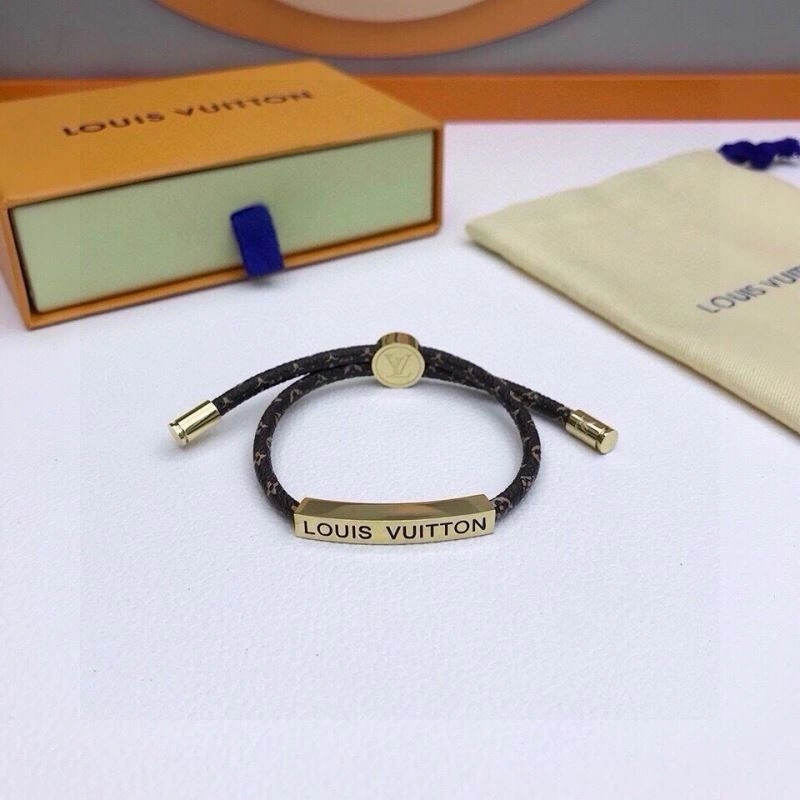 Top mirror Louis Vuitton Bracelets