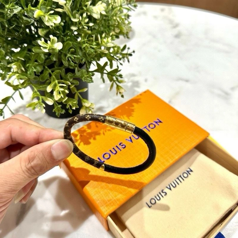 Brand-original Louis Vuitton Bracelets