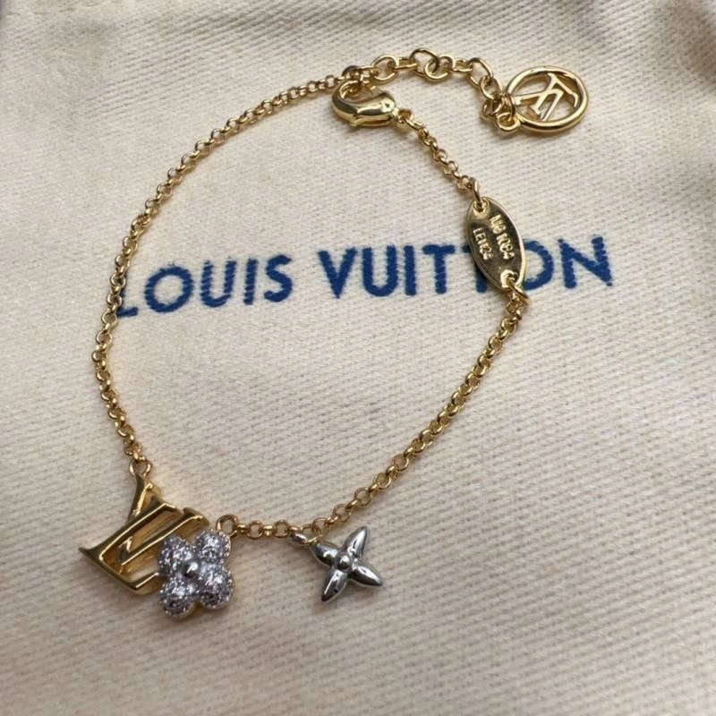 High accuracy Louis Vuitton Bracelets