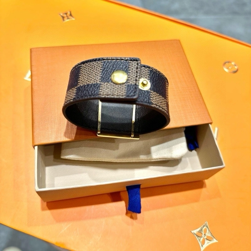 Bargain Louis Vuitton Bracelets