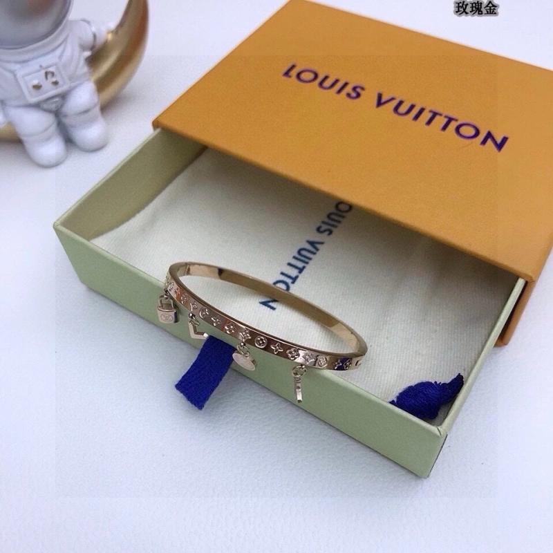 Low-cost Louis Vuitton Bracelets