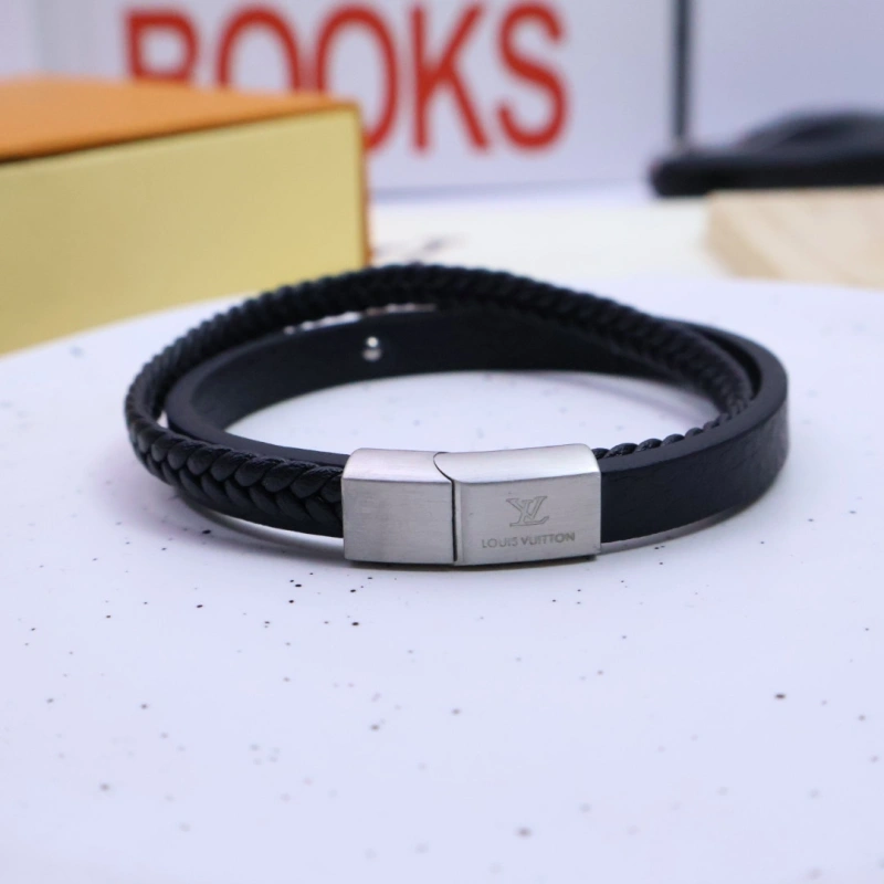 Top mirror Louis Vuitton Bracelets