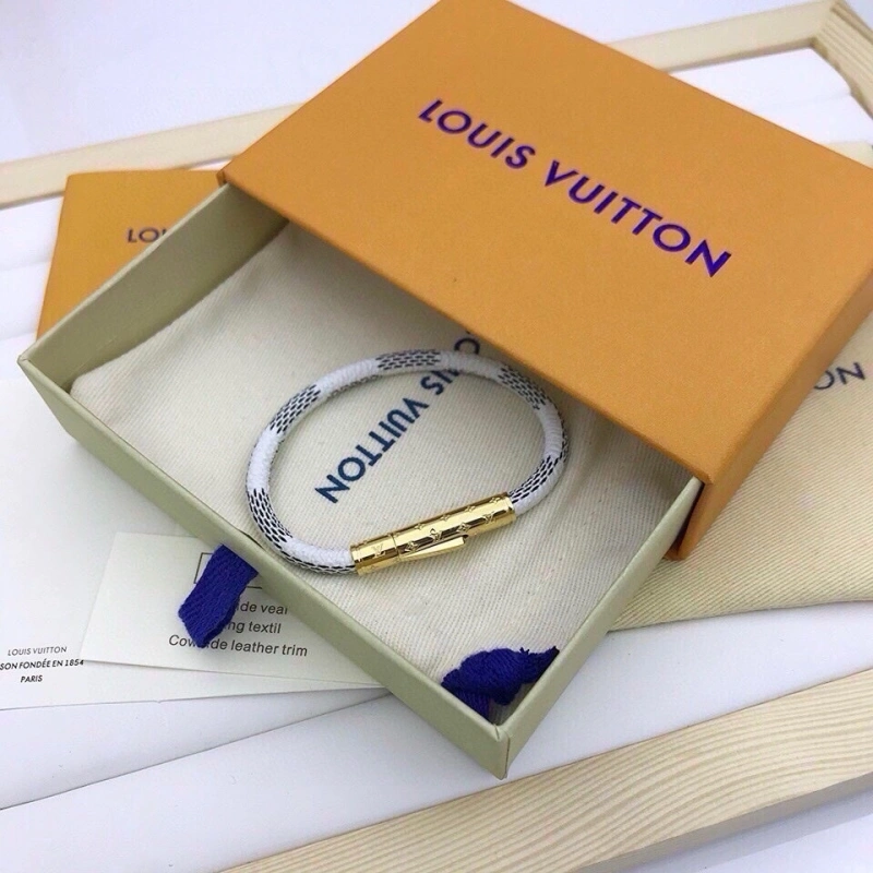Low-cost Louis Vuitton Bracelets
