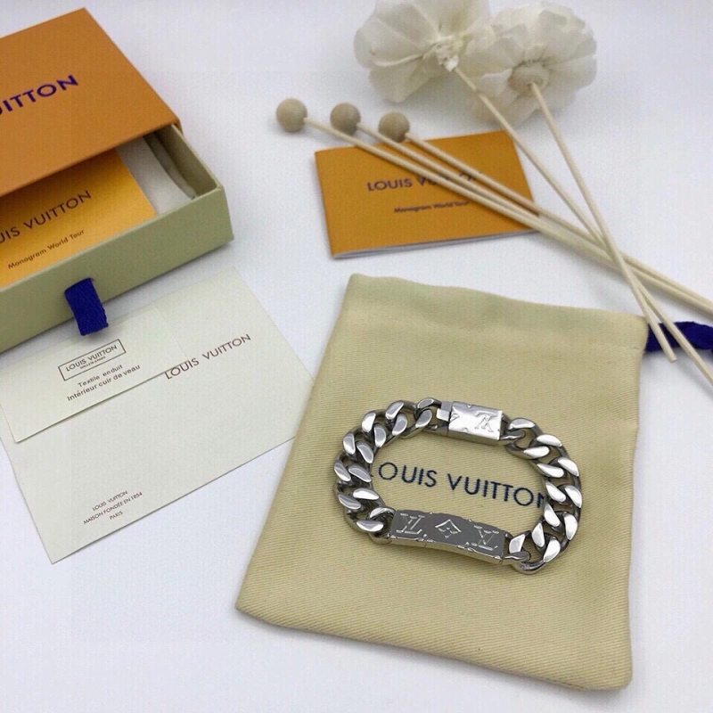 Precise copy Louis Vuitton Bracelets