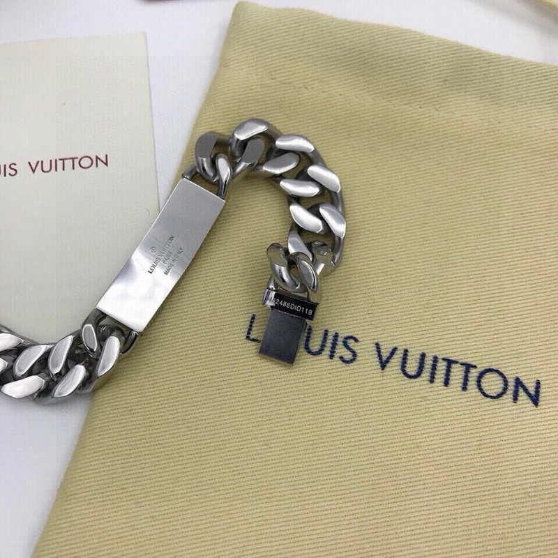 Precise copy Louis Vuitton Bracelets