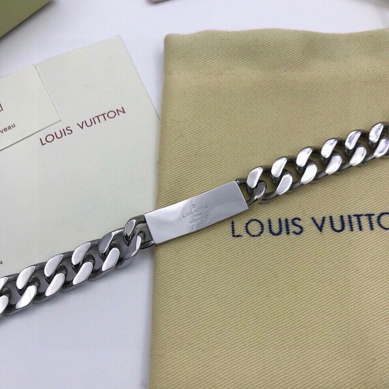 Precise copy Louis Vuitton Bracelets
