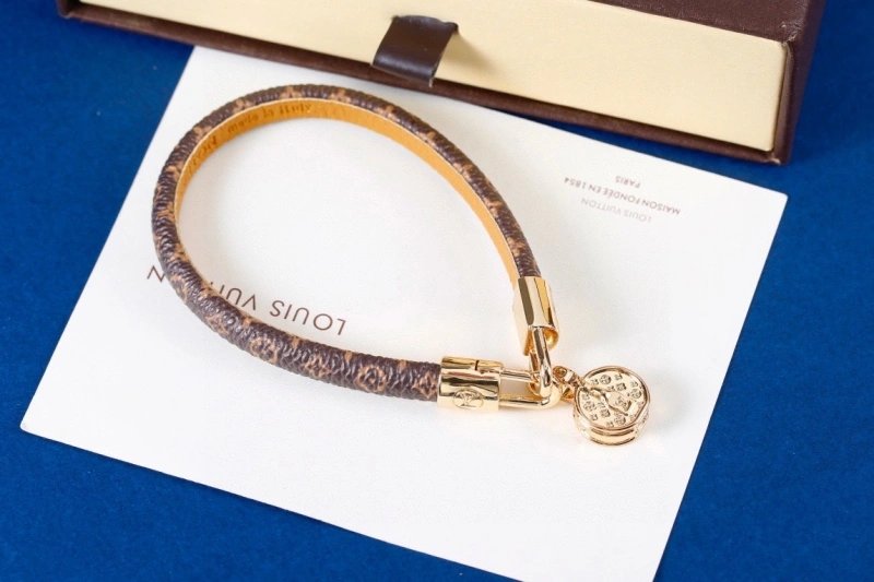 1:1 copy Louis Vuitton Bracelets