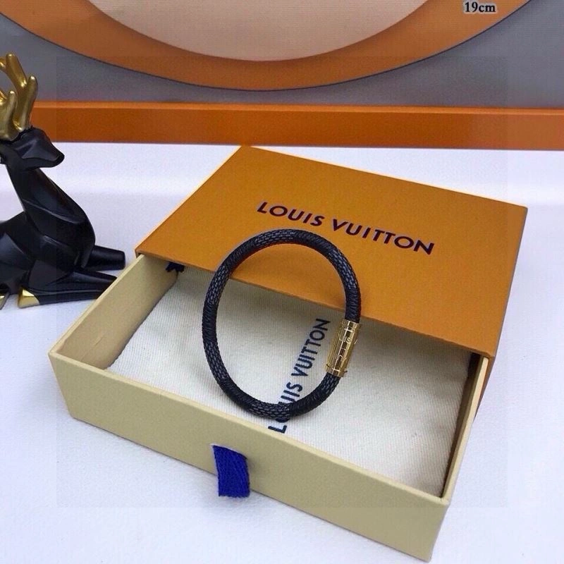 Accurate model Louis Vuitton Bracelets