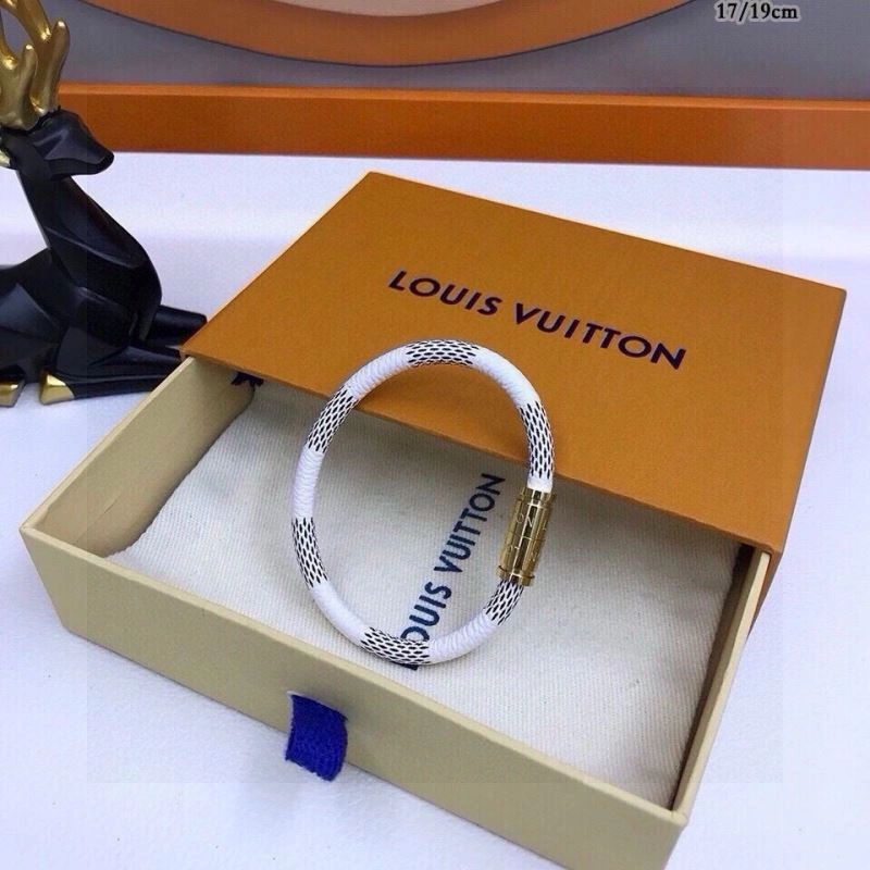Mirror quality Louis Vuitton Bracelets