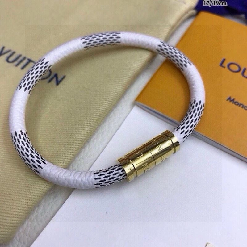 Mirror quality Louis Vuitton Bracelets