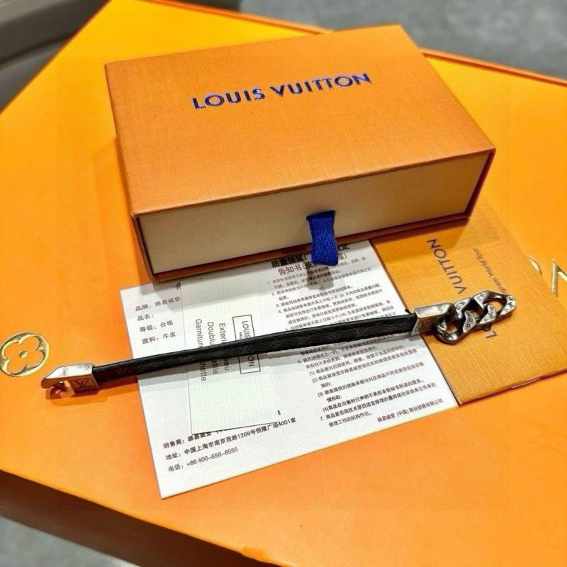 Top match Louis Vuitton Bracelets