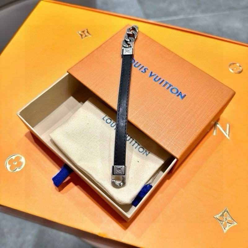 Top match Louis Vuitton Bracelets