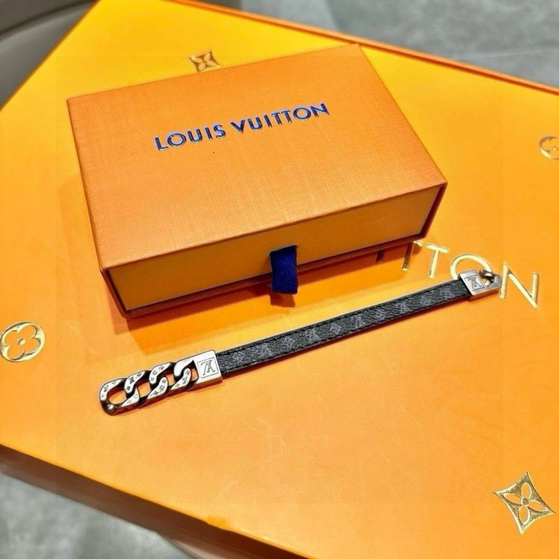 Top match Louis Vuitton Bracelets