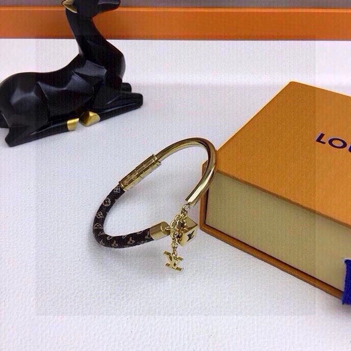 1:1 copy Louis Vuitton Bracelets