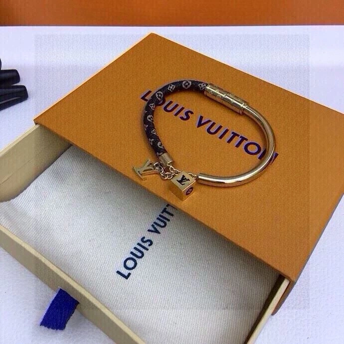 1:1 copy Louis Vuitton Bracelets