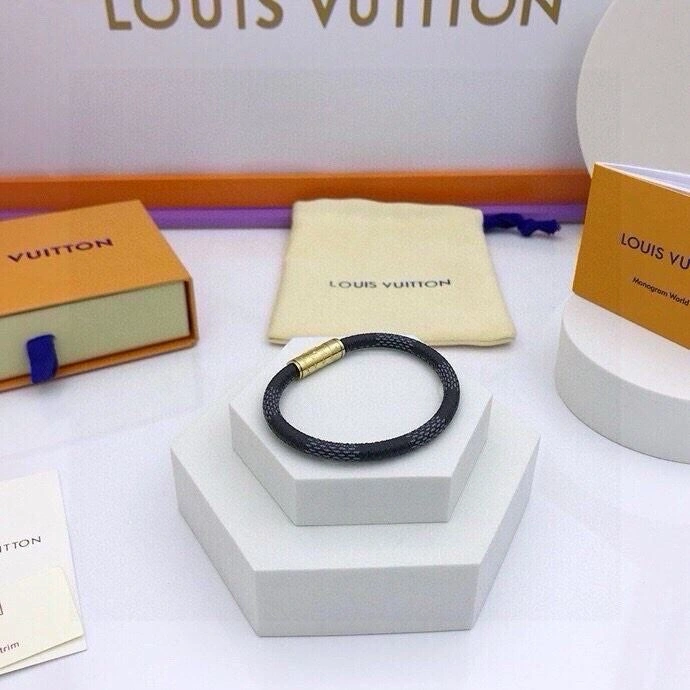 Inexpensive Louis Vuitton Bracelets