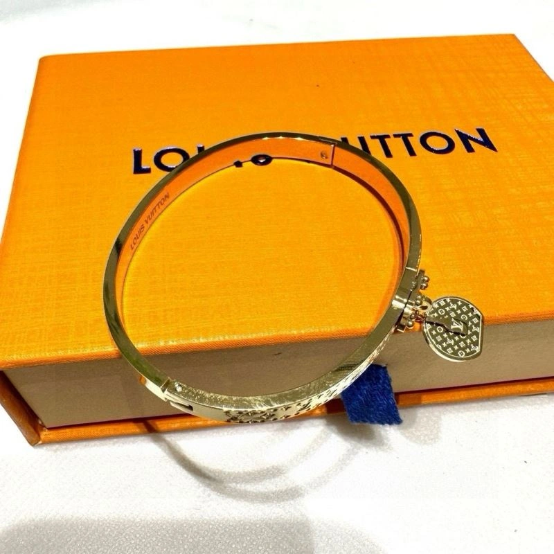 Perfect replica Louis Vuitton Bracelets