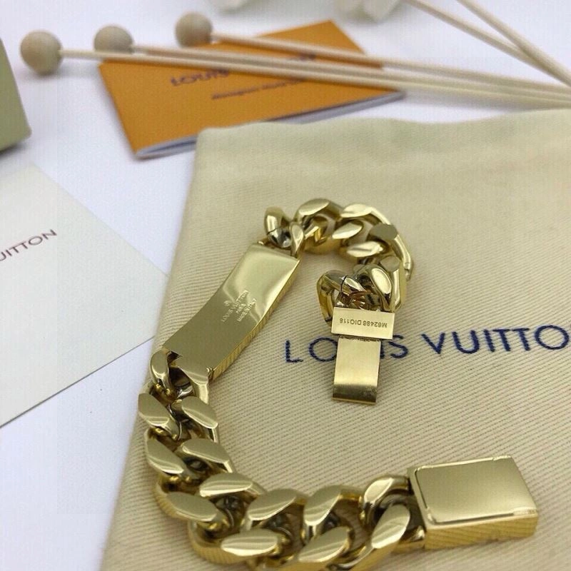 High accuracy Louis Vuitton Bracelets