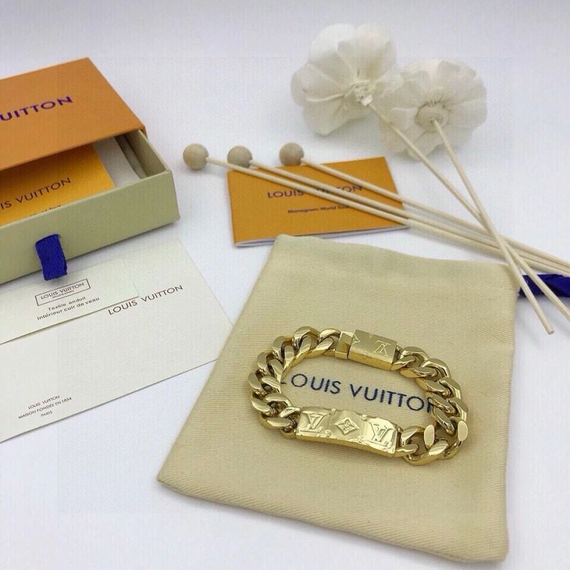 High accuracy Louis Vuitton Bracelets