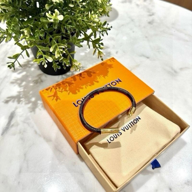 Brand-authenticated Louis Vuitton Bracelets